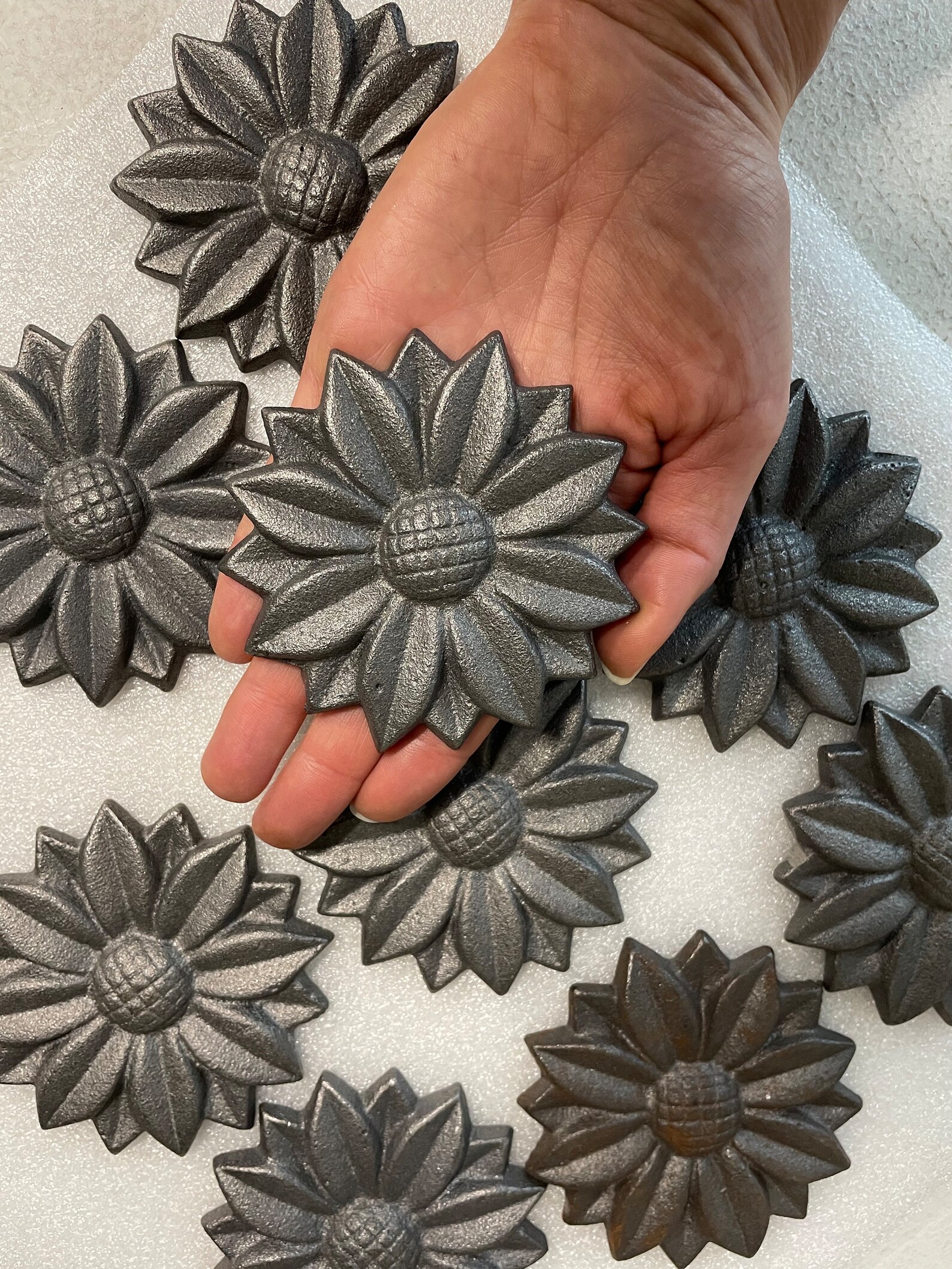 Cast Iron Daisy Flower Metal Rosette - Etsy