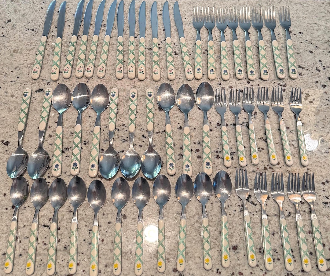 Pfaltzgraff Flatware, Garden Trellis Pattern, 53 Pieces - Etsy