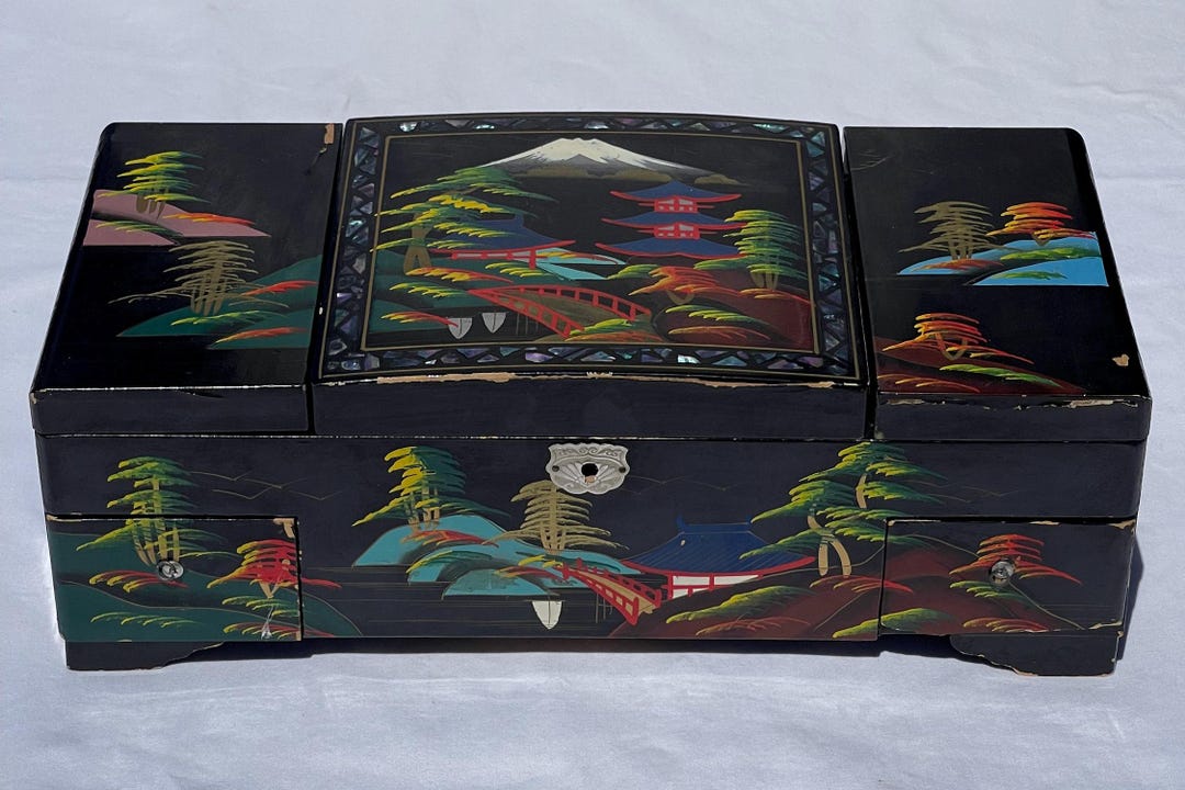 Japanese Jewelry Storage and Music Box - Etsy