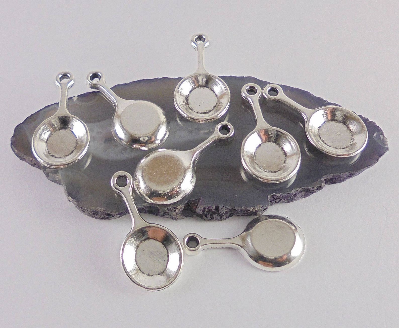 8 Frying Pan Charms 22x11x3mm Shiny Silver Finish - Etsy