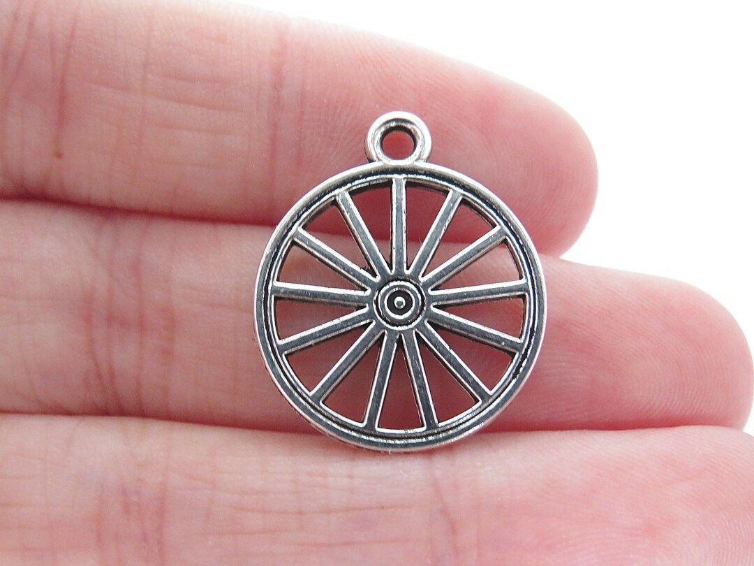 7 Wagon Wheel Charms 23x20mm Antique Silver Finish - Etsy