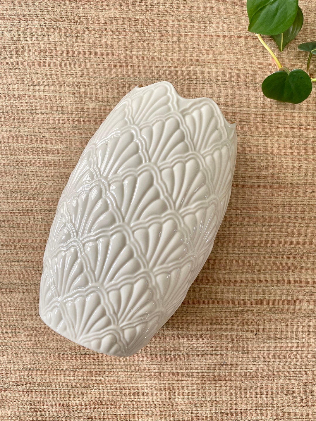 Vintage Lenox Ivory Vase - Jacquard Gold With Shell Design and ...