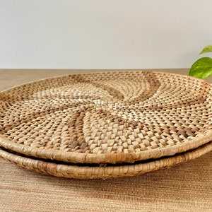 Vintage Large Round Wall Baskets With Swirl Design Set of Two Woven ...