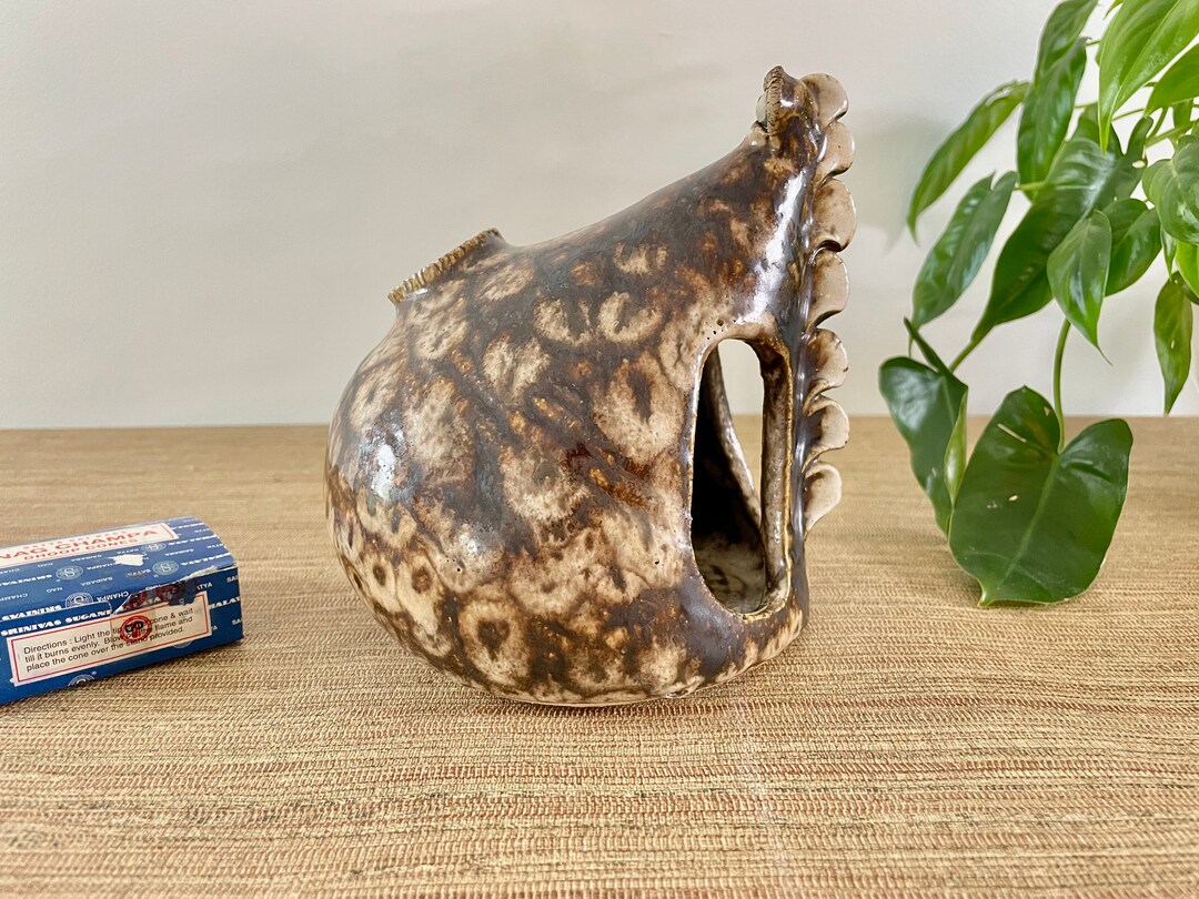 Vintage Ceramic Shell Incense Holder Unique and Funky Shape - Etsy