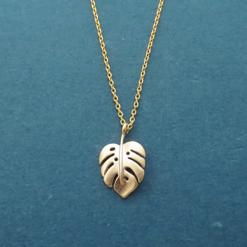 Monstera Necklace - Etsy