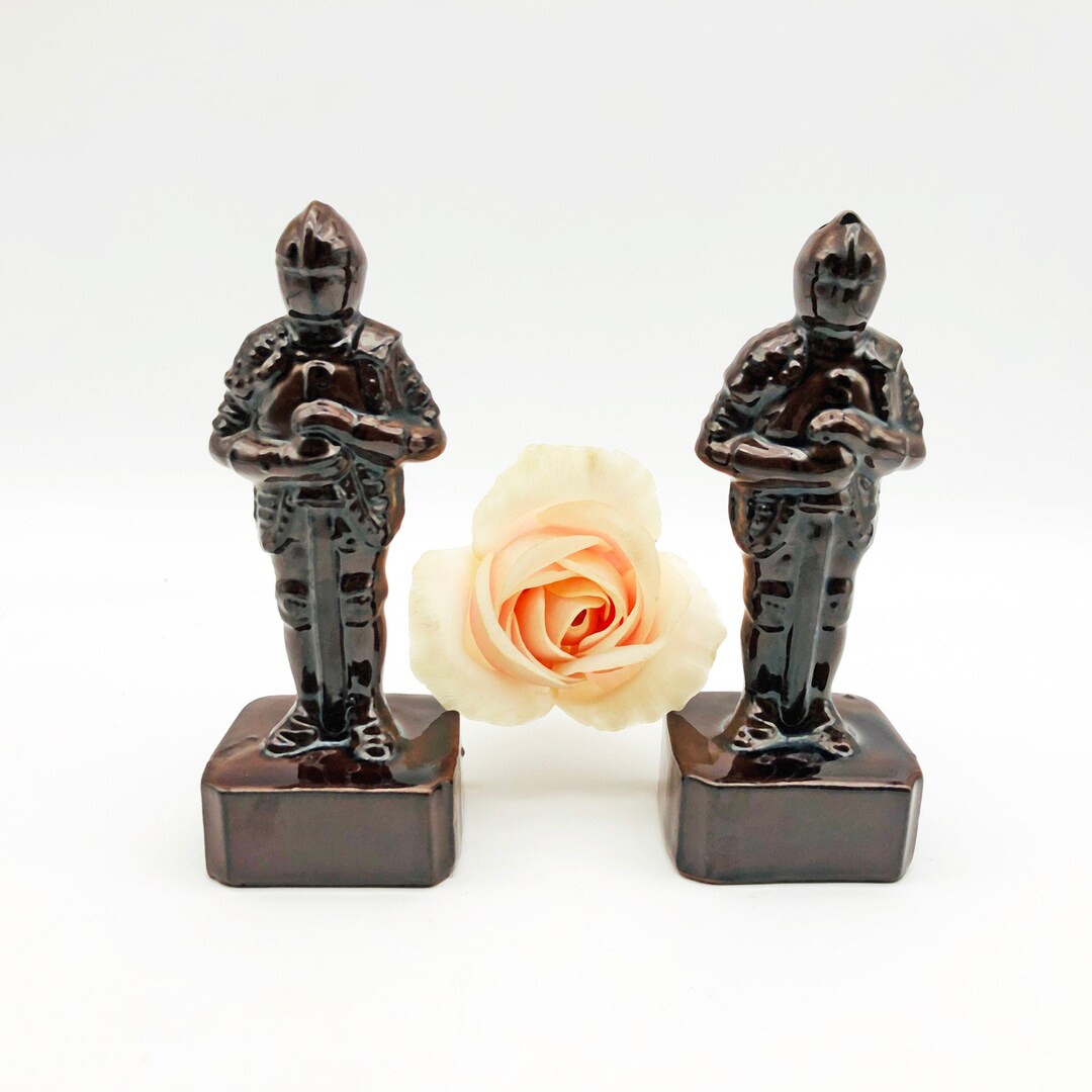 Salt & Pepper Shakers Knights in Shining Armour Ceramic Soldier Cruet ...