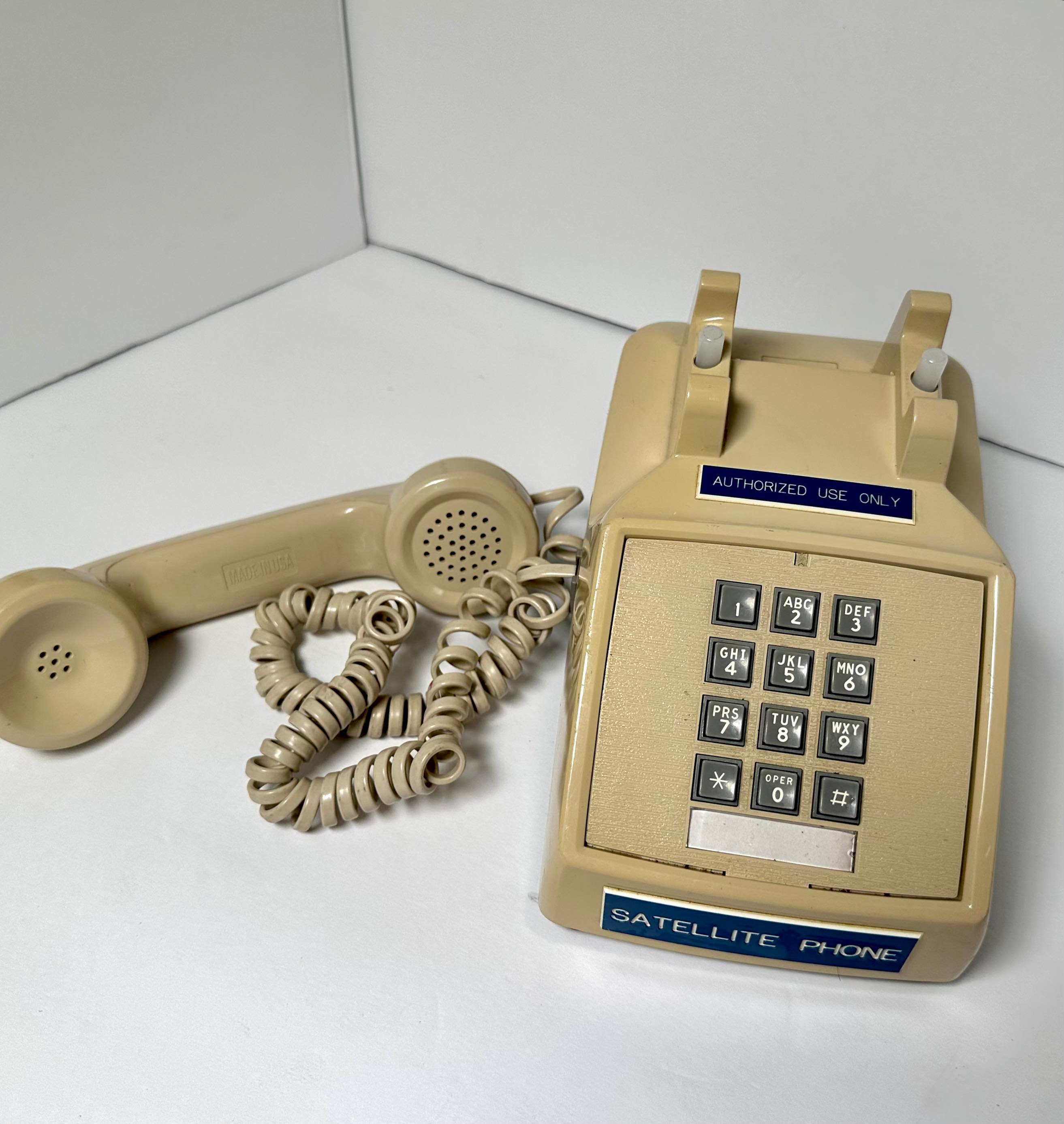 Cortelco 250044-MBA-20M Single Line Desk Telephone Beige With Unique ...
