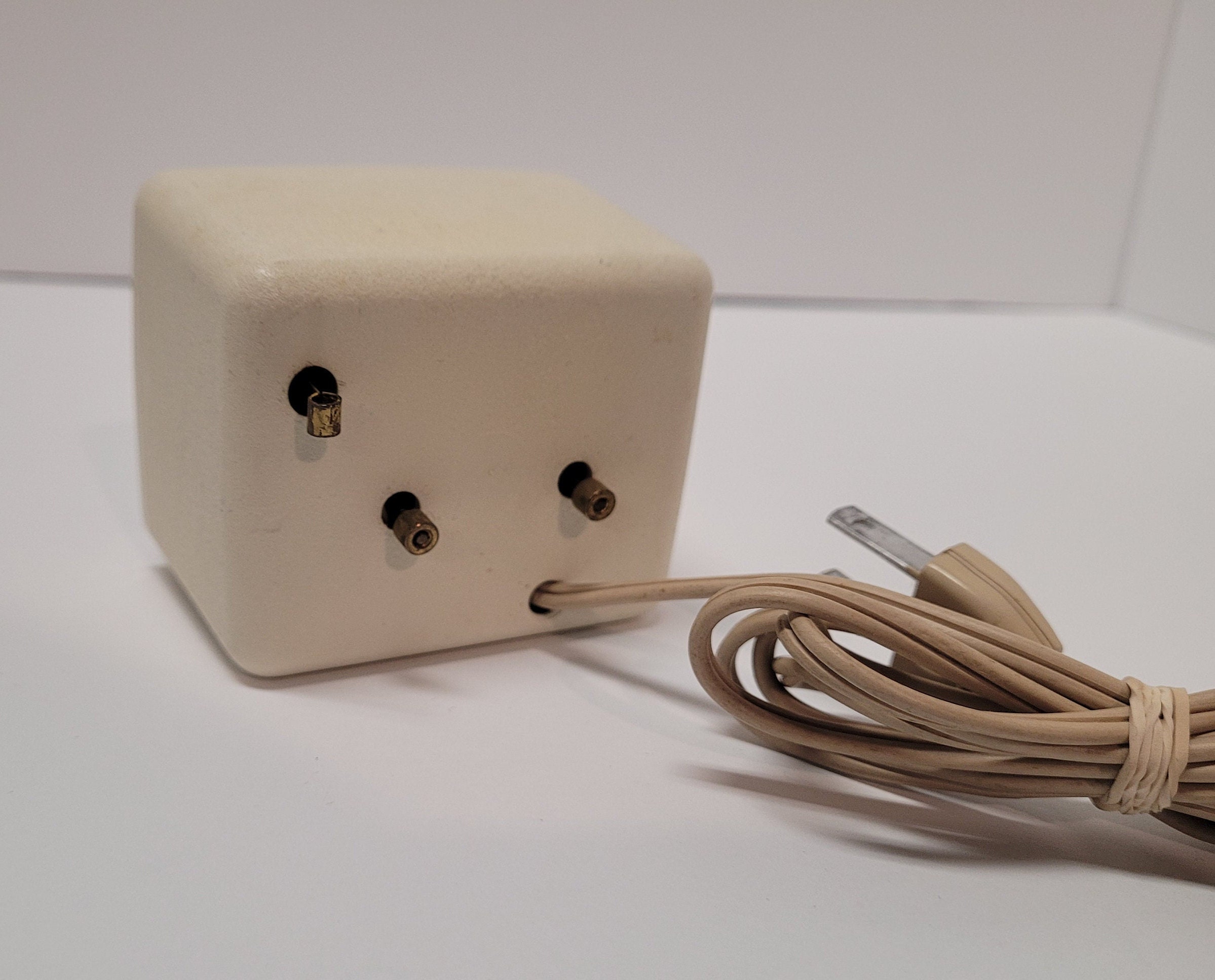 Vintage Luminous General Electric Table Clock Model 7371, Vintage ...