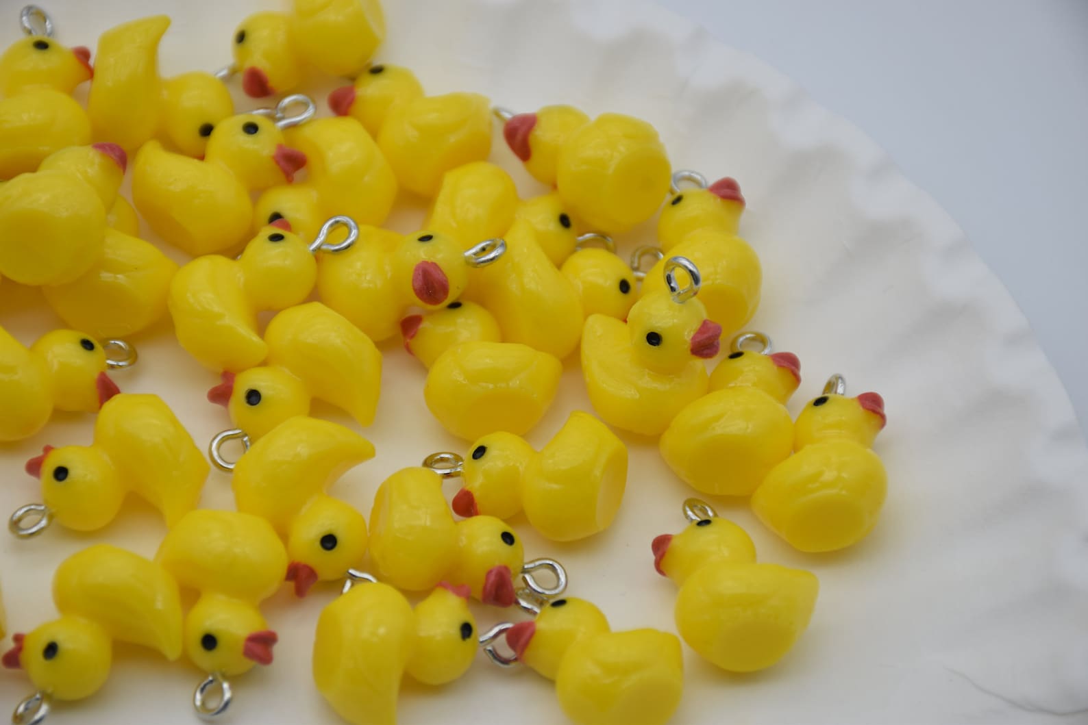 20 Resin Adorable Duck Charms Earring Necklace Bracelet Bead - Etsy