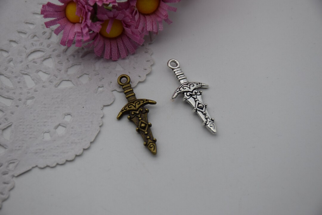 20 Knife Katana Sword Charm Pendant Craft Accessory,28*12mm - Etsy