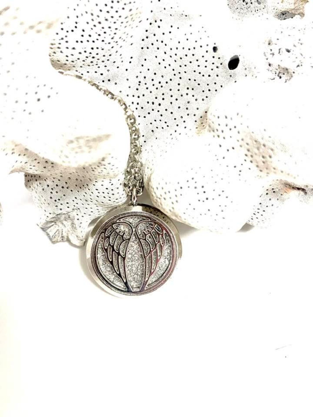 Stainless Steel Angel Wings Locket / Pendant Aromatherapy Diffuser ...