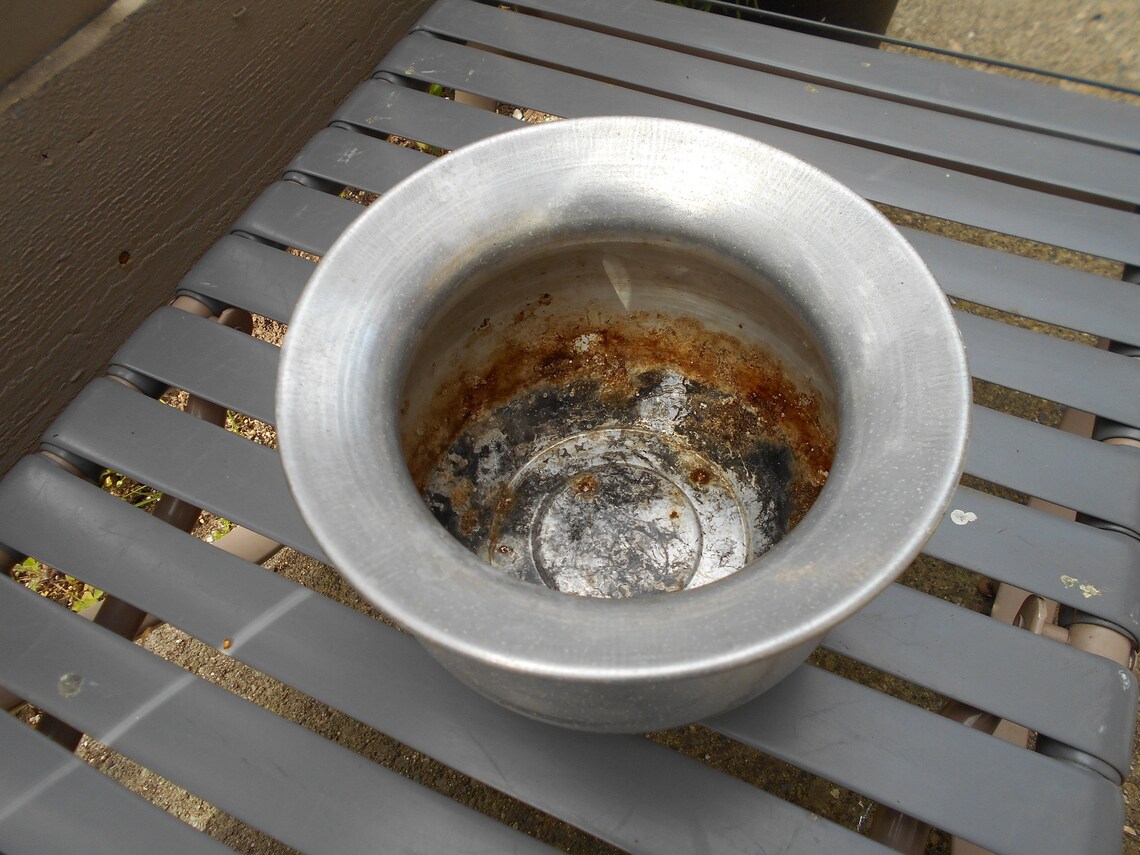 Vintage Wang Metal Works Aluminum Spittoon - Etsy