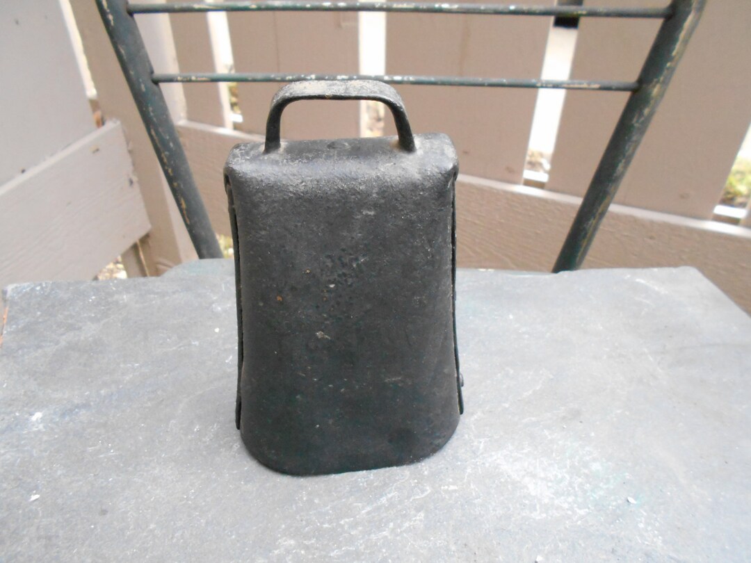 Large Antique Metal Cow or Sheep Bell Nice Tone 7 Inch Tall by 4 Inch ...