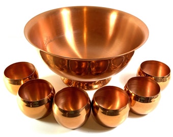 Mid Century Coppercraft Guild bowl with lid and bakelite handle ...