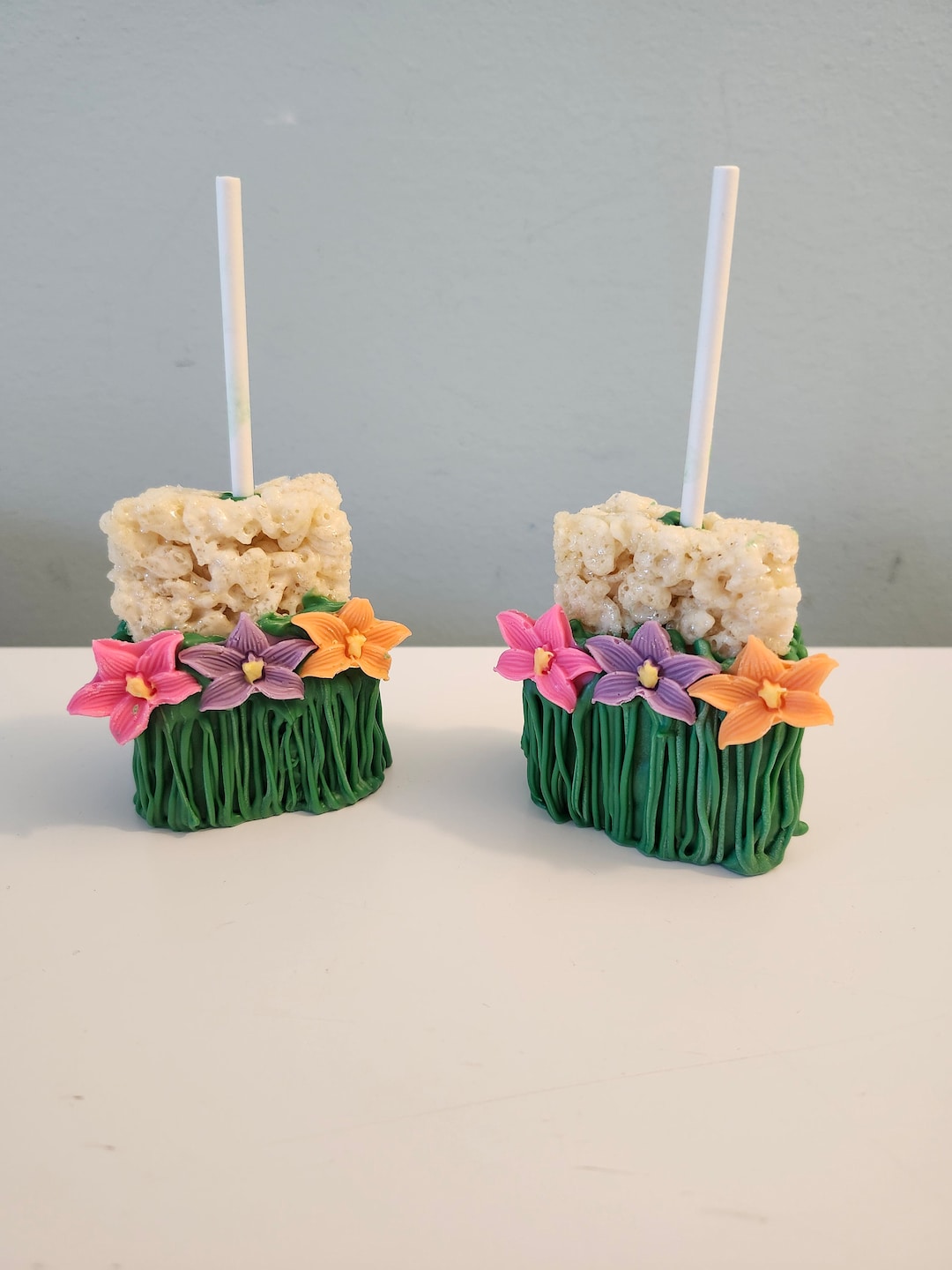 Hula Skirt Luau Hawaiian Chocolate Covered Rice Krispie Treats (12) - Etsy