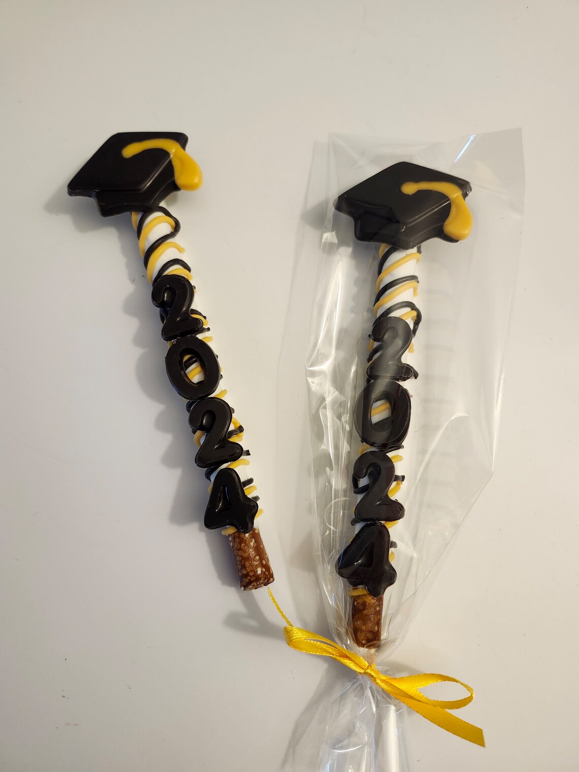 Graduation Cap 2025 Chocolate Covered Pretzel Rods(12) - Etsy
