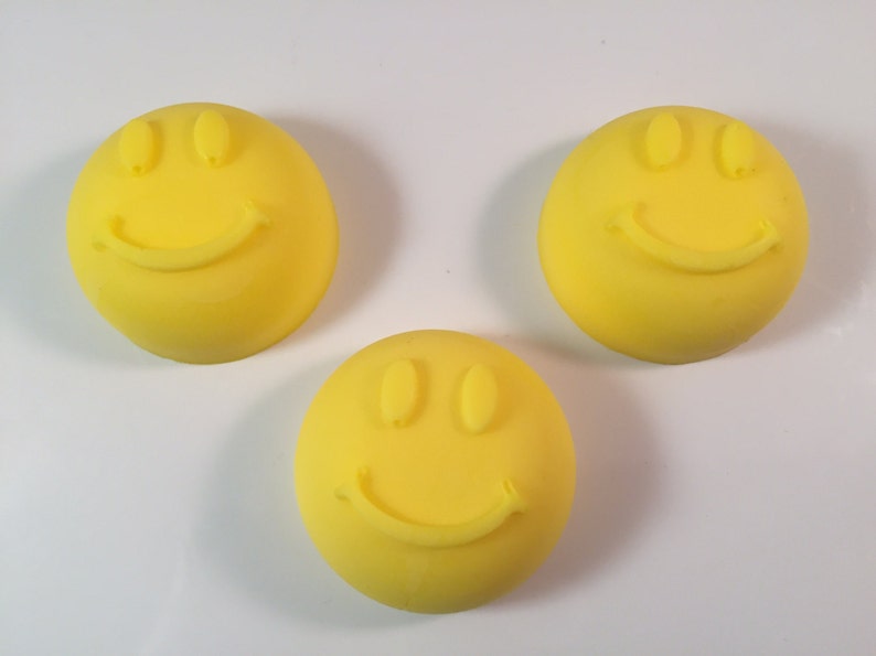 Smiley Face Soaps / Smile Soap / Emoji Soap / Natural Soap / 2 | Etsy