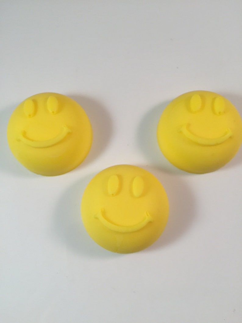 Smiley Face Soaps / Smile Soap / Emoji Soap / Natural Soap / 2 | Etsy