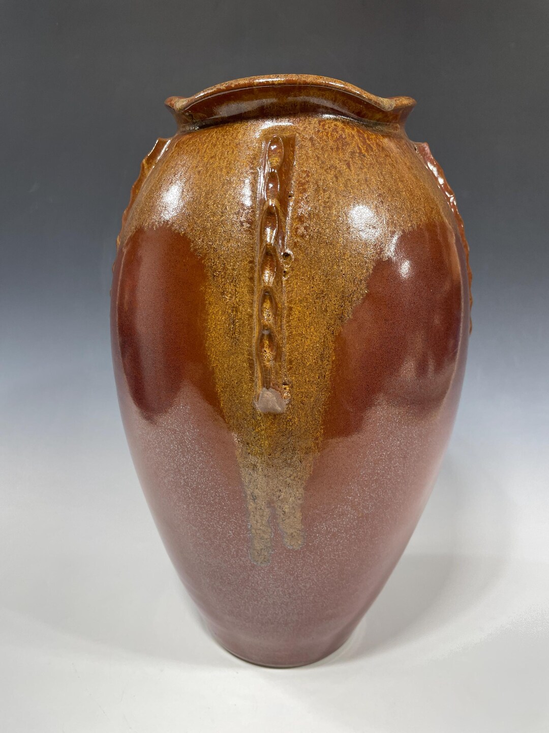 Pottery Handmade Large Wheel Thrown Vase. Ohata Red With Gold Drips. 7. ...