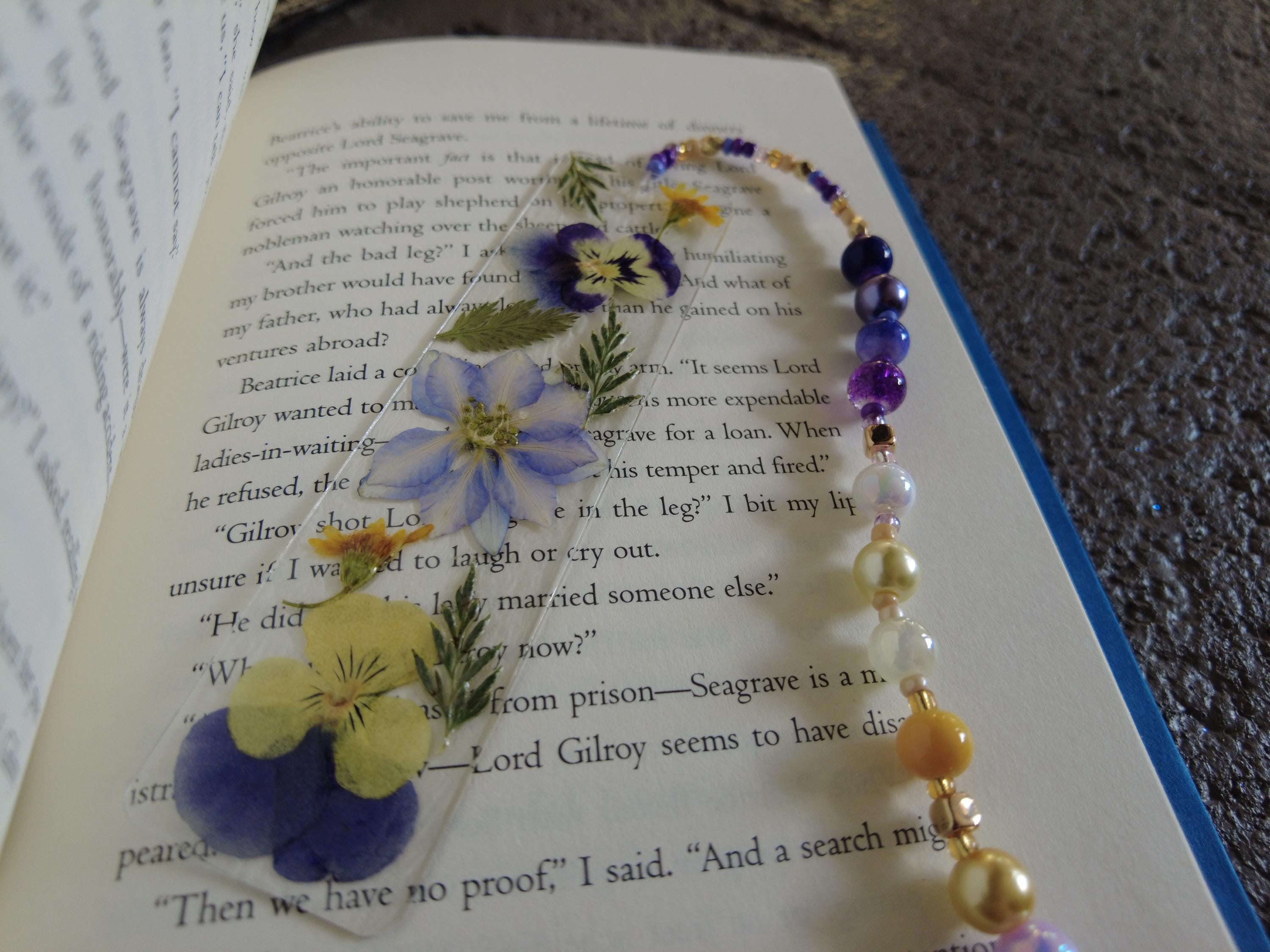Pressed Flower Bookmark: Purple Wildflower, Glass & Pearl Beads - Etsy
