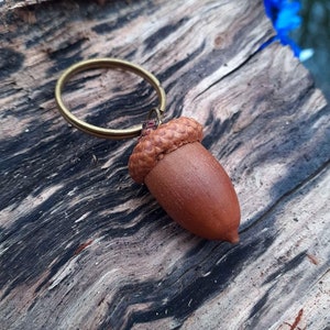 Peter Pan Acorn Kiss Keyrings, Acorn Keychain, Natural Woodland Forest ...