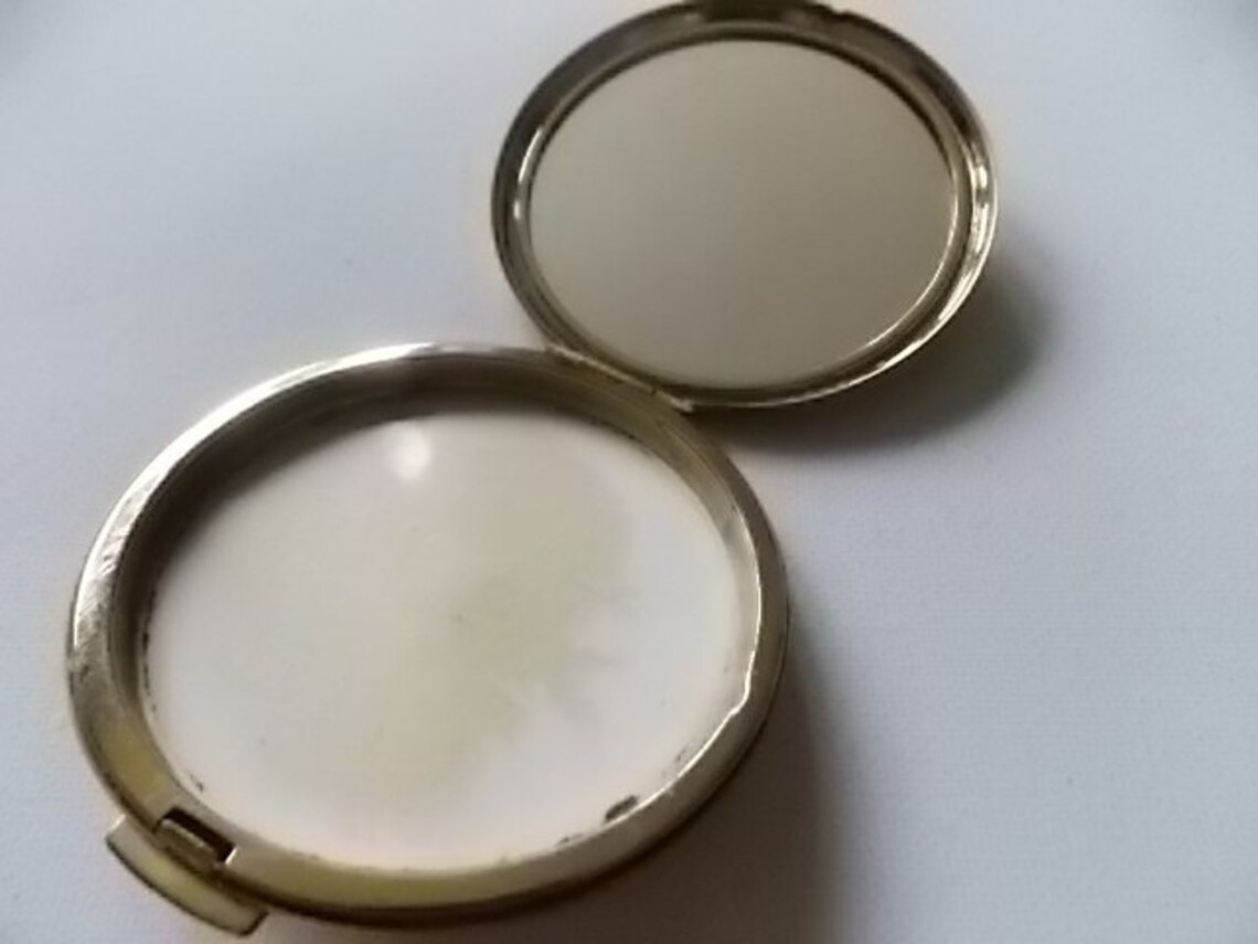 Stratton Pink Flowers Vintage Compact - Etsy