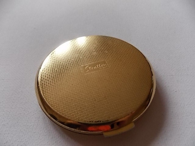 Stratton Pink Flowers Vintage Compact - Etsy