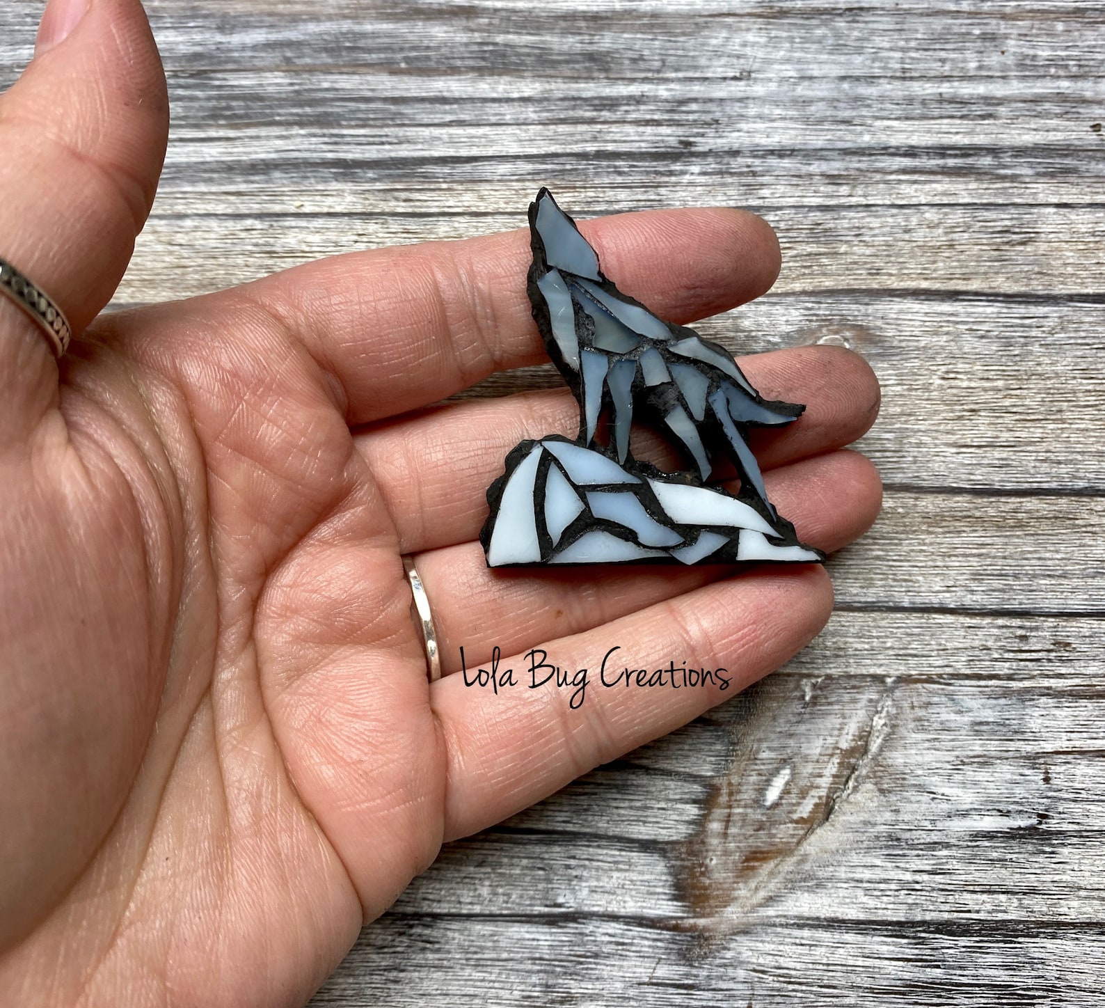 Mini Wolf Howling glass Mosaic Magnet | Etsy