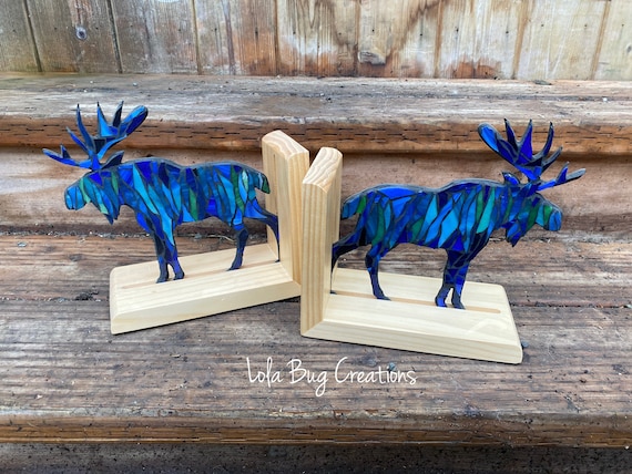 Northern Lights Moose Bookend | Etsy