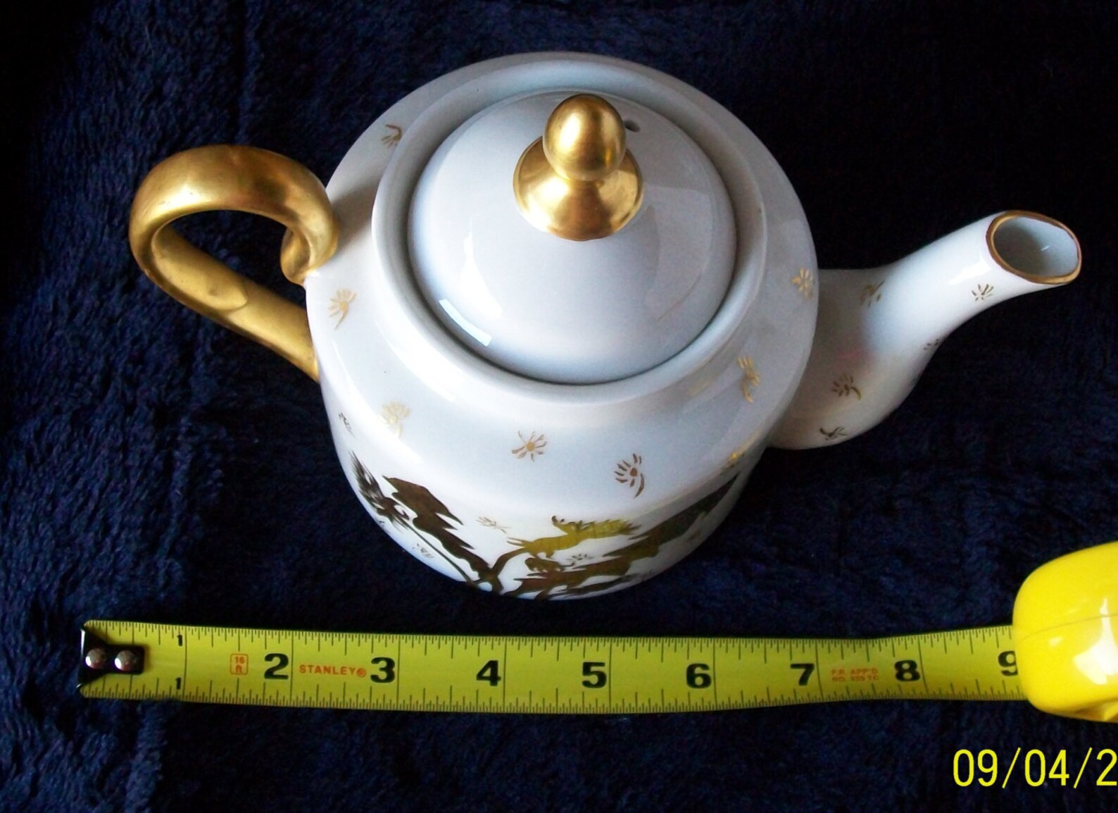 GERMAN TEAPOT Pot White Fine China With Gold Leaf Accents - Etsy