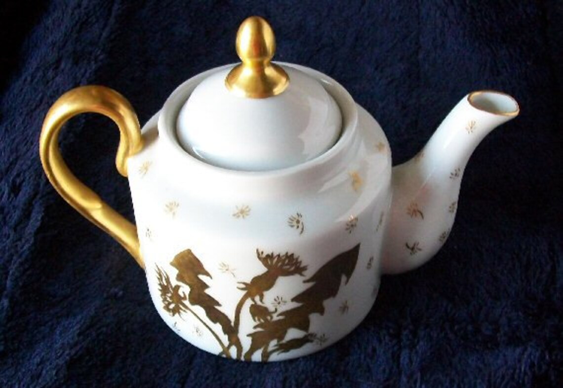 GERMAN TEAPOT Pot White Fine China With Gold Leaf Accents - Etsy