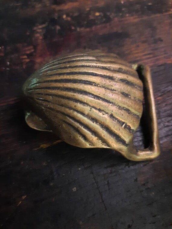 White mussel belt slide - Gem