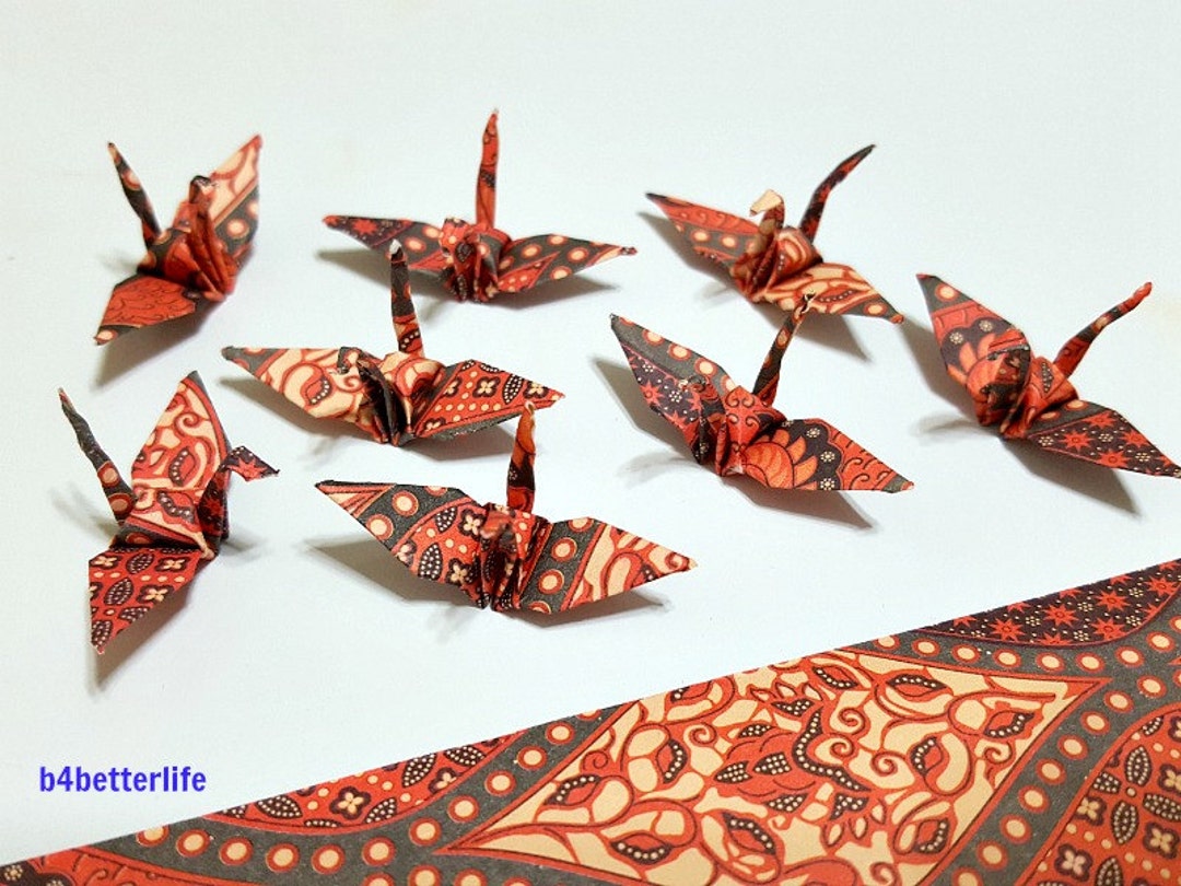 100pcs Batik Design 1.5 Origami Cranes Hand-folded From 1.5x1.5 Square ...