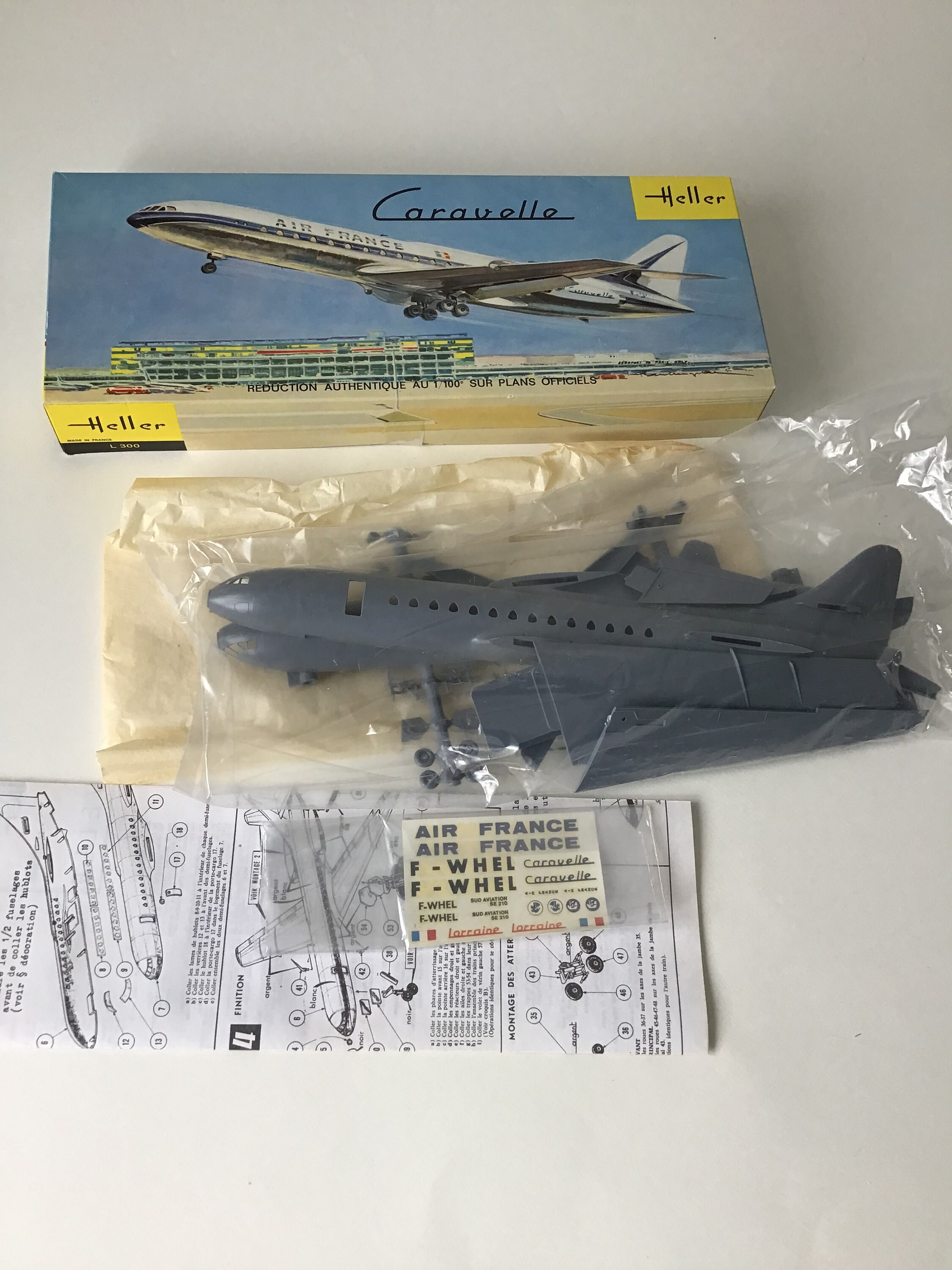 Vintage Heller Caravelle Air France Airlines L300 Model Airplane Kit 1/ ...