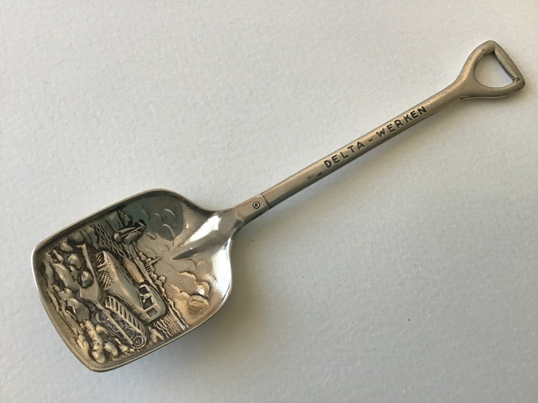 Vintage Delta Works Netherlands Silver Shovel Tractor Souvenir Sugar ...