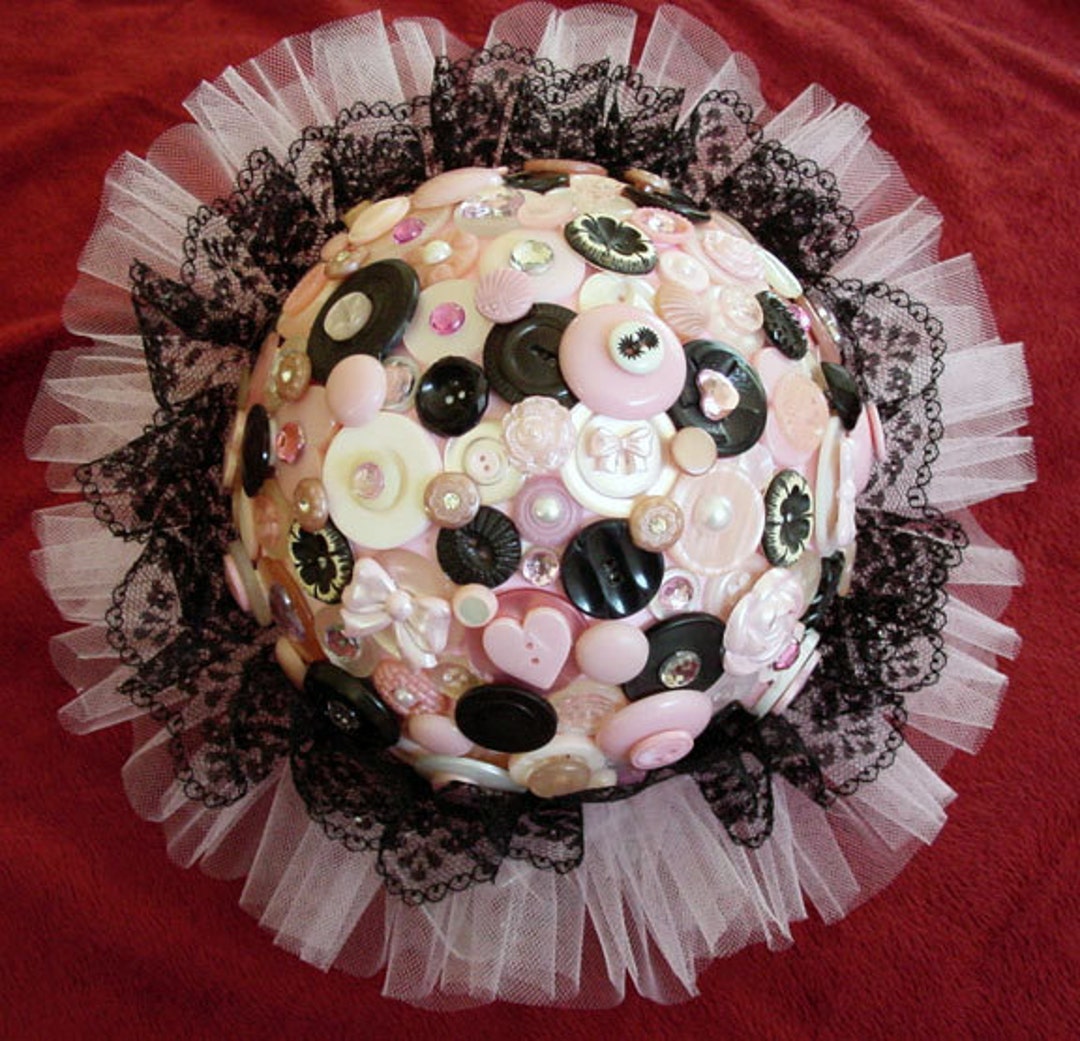 Pink and Black Days Bridal Button Bouquet - Etsy