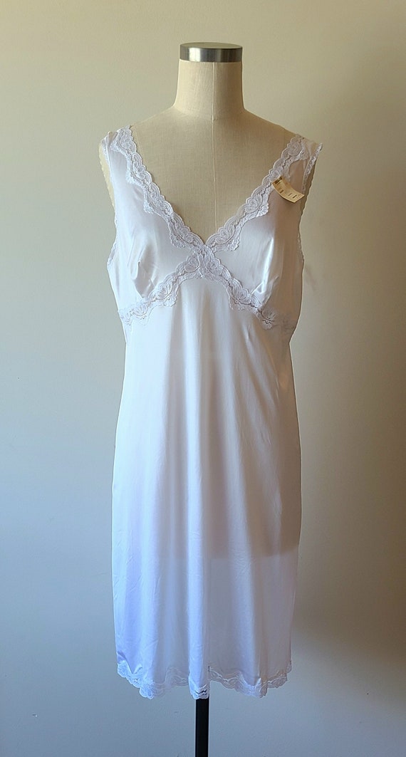 80's Sears NWT full slip/ white nylon with Lace / Wi… - Gem