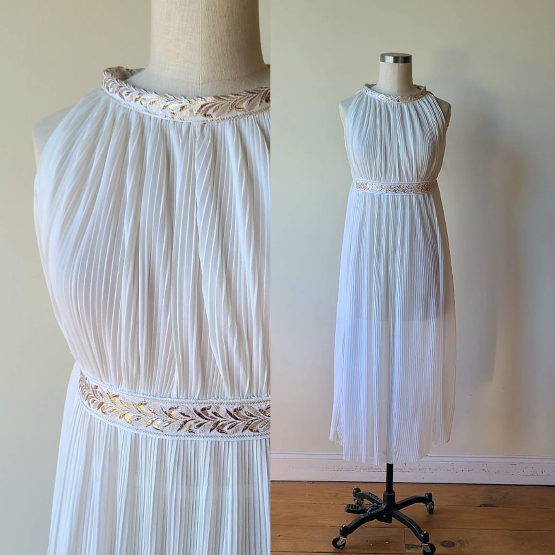 60s-70s Negligee / Grecian Style White Crystal Pleated Long Chiffon ...