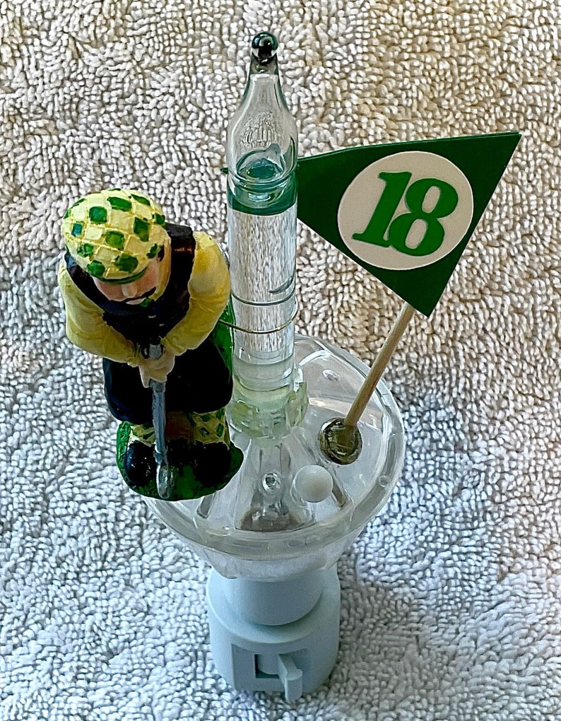 Pro Golfer on 18th Hole Bubble Light Golf Themed Bubble Lamp - Etsy