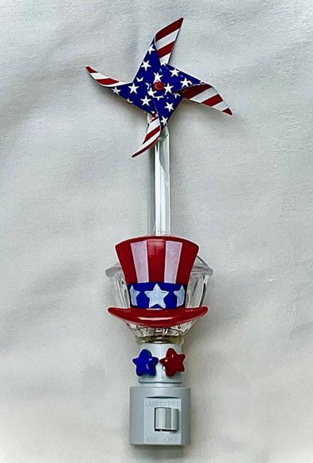 Uncle Sam Hat Bubble Light: Patriotic Pinwheel Lamp, July 4th Decor - Etsy