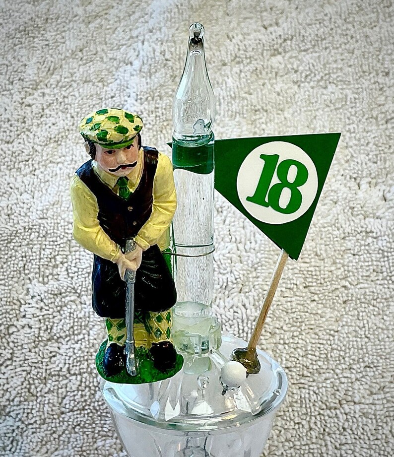 Pro Golfer on 18th Hole Bubble Light Golf Themed Bubble Lamp - Etsy