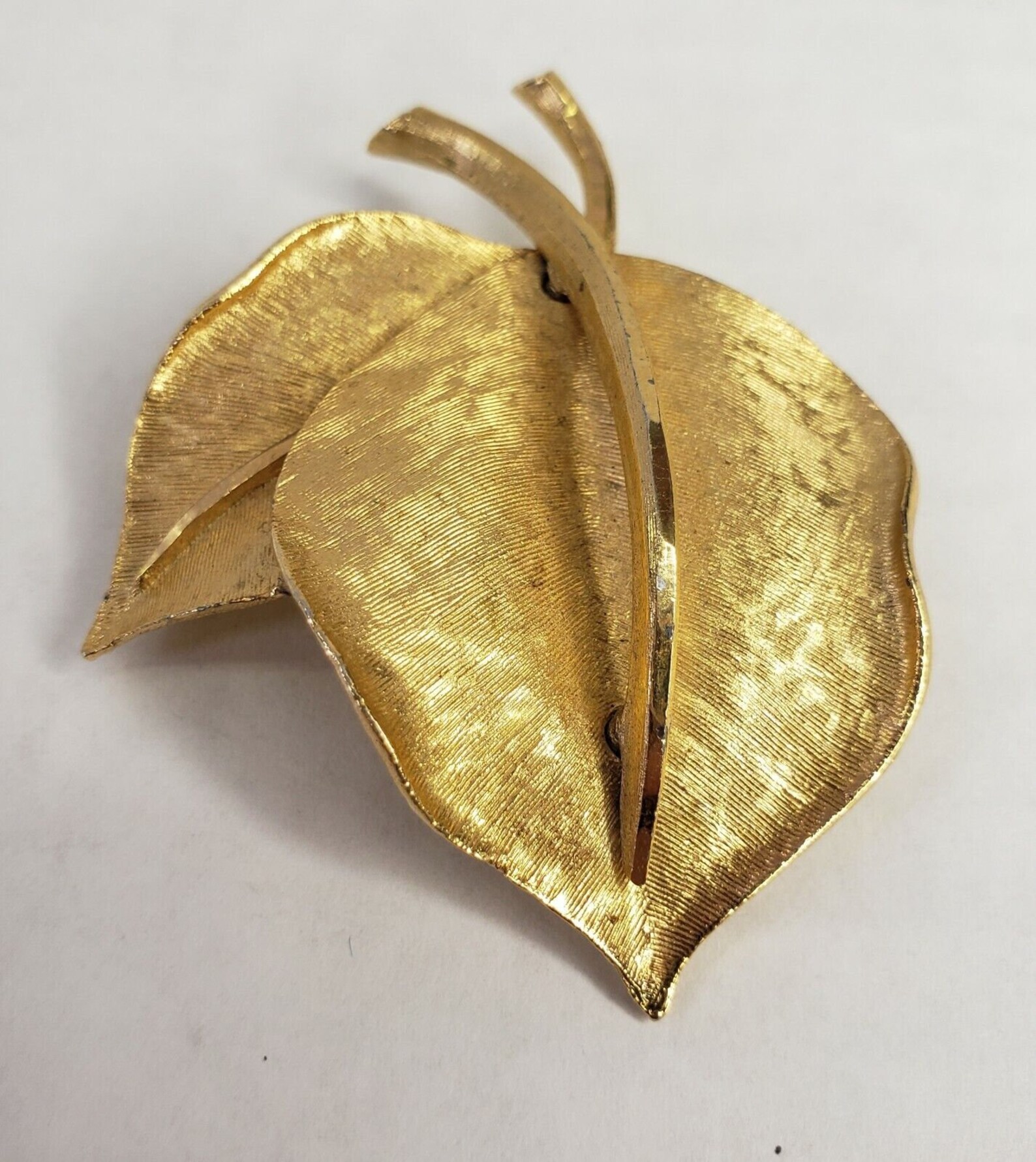 Benny Steinberg Slovitt and Kaslo BSSK Textured Gold Tone Vintage Leaf ...