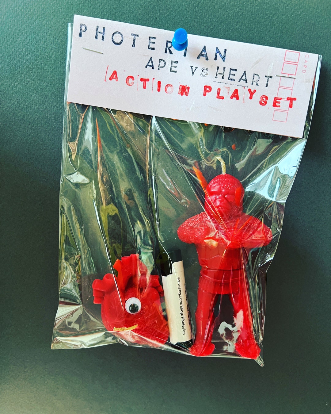 Ape Vs Heart Action Playset Valentines Day Special Bee Better Lip Balm ...