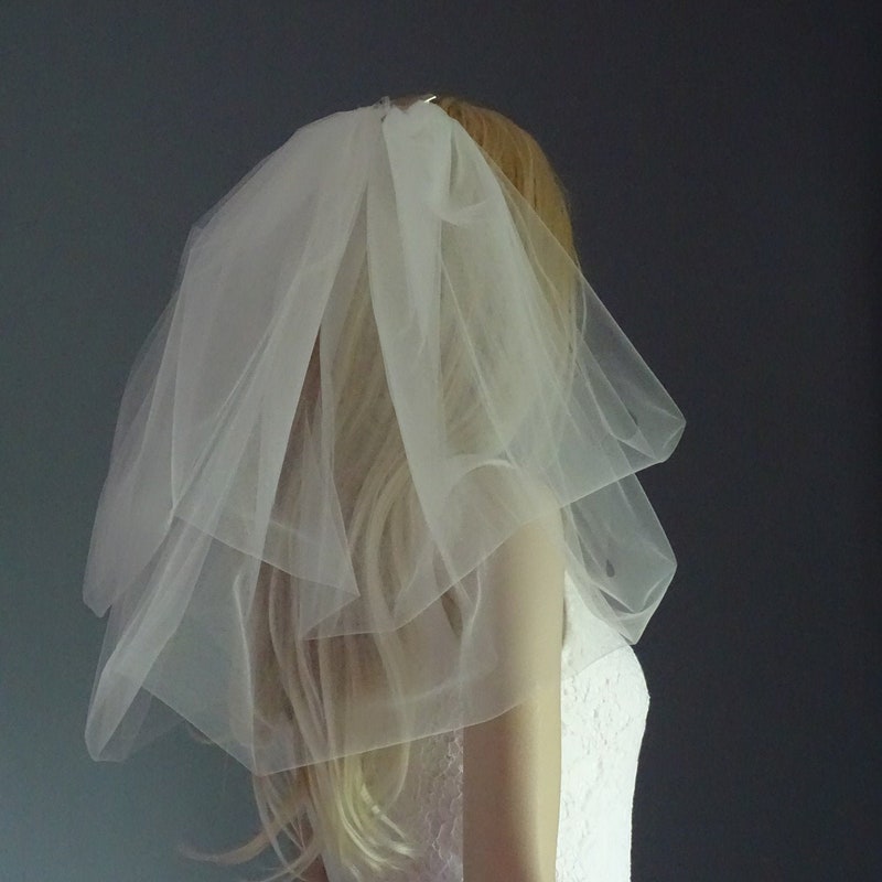 Short Ivory Wedding Veil - Etsy