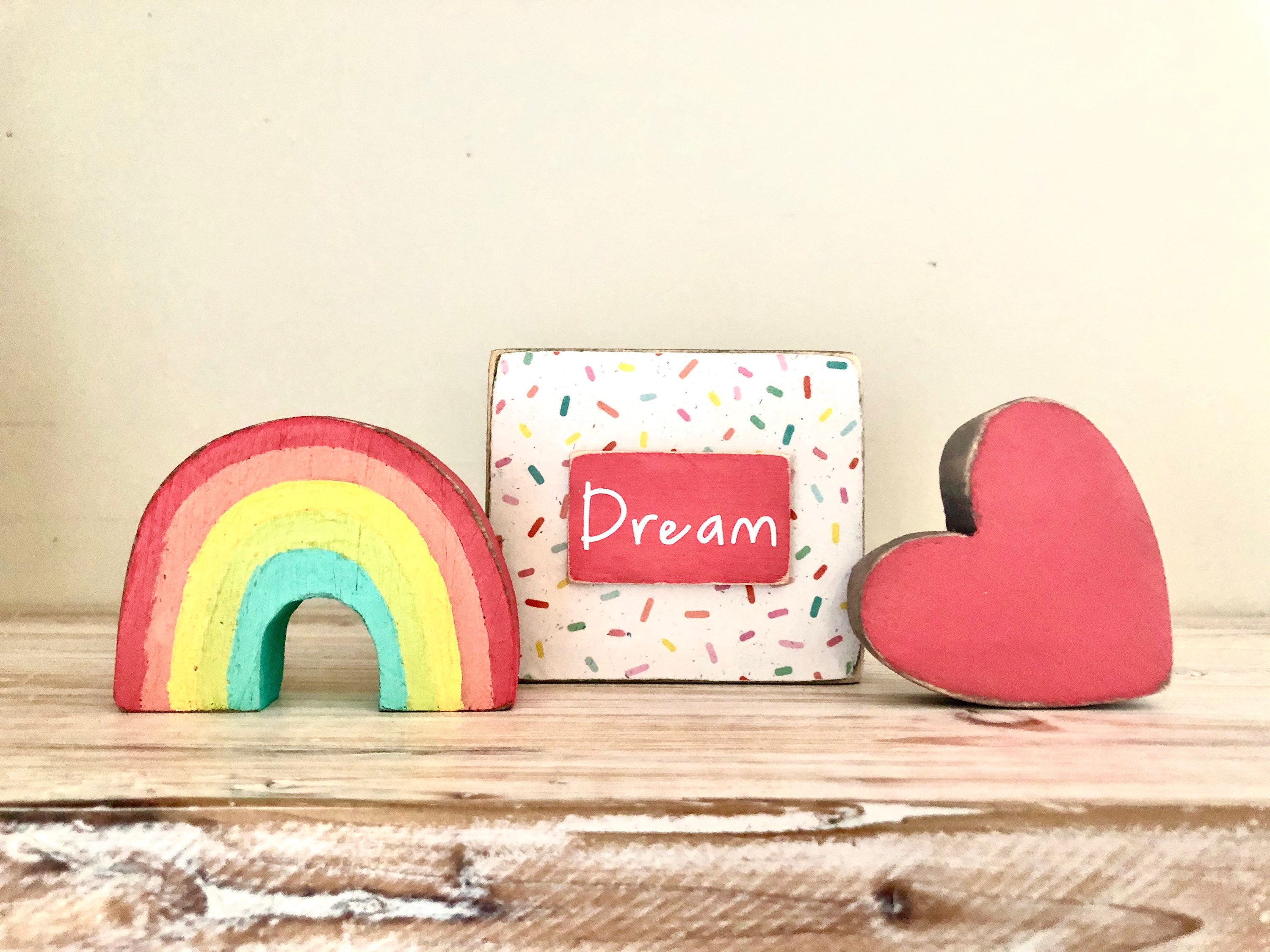 Home & Living 3 tiered sign Mini Love Sign Wall Décor etna.com.pe