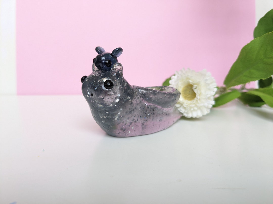 Slug and Baby Bee Sphere Holder Sphere Stand Cute Sphere - Etsy