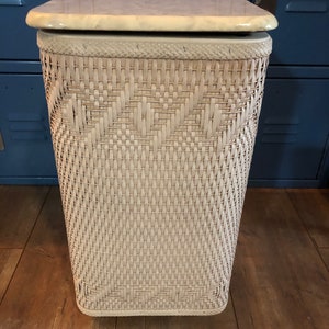 Midcentury Small Wicker Hamper - Etsy