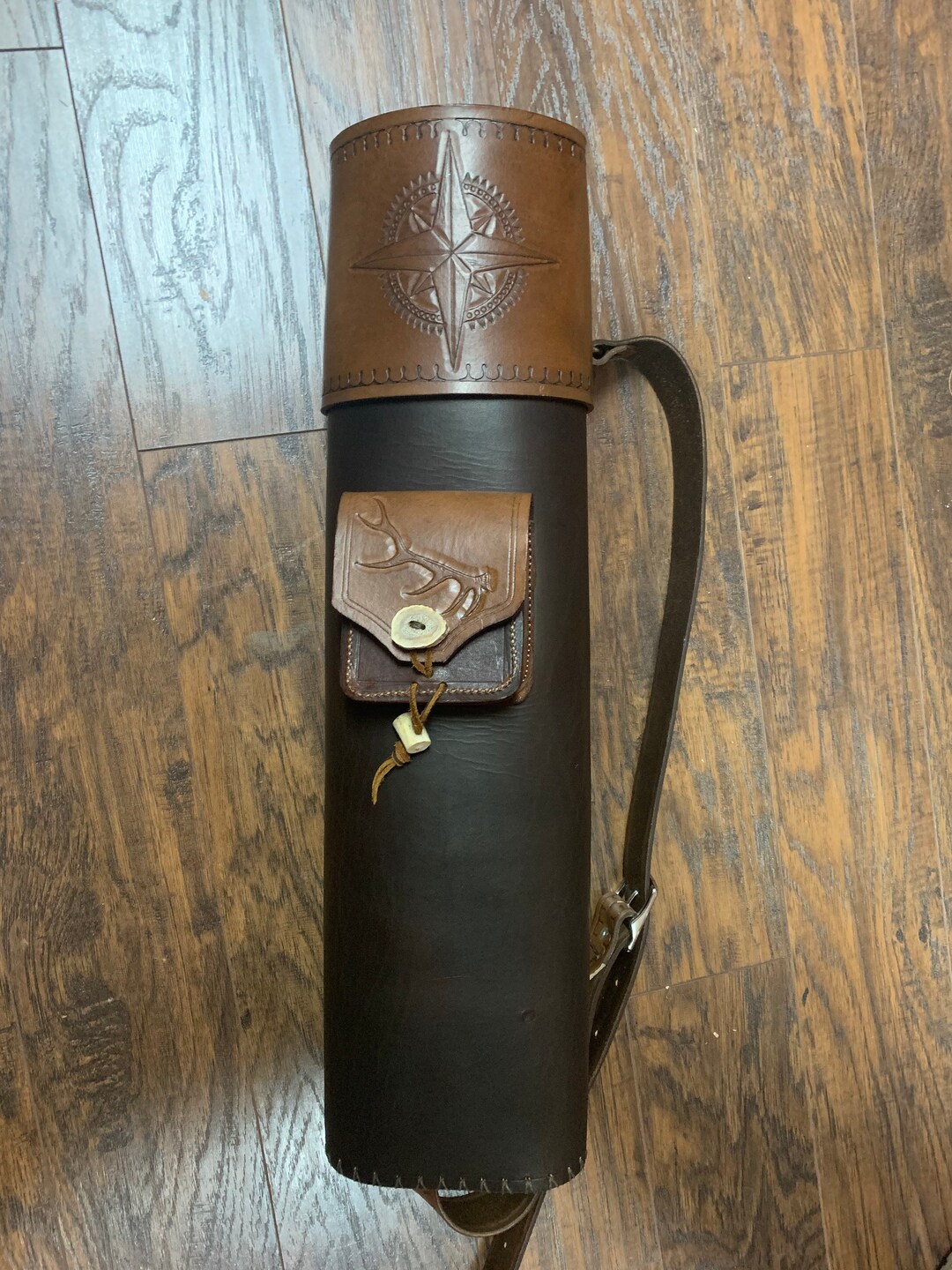 Hand Tooled Leather Custom Back Quiver. - Etsy