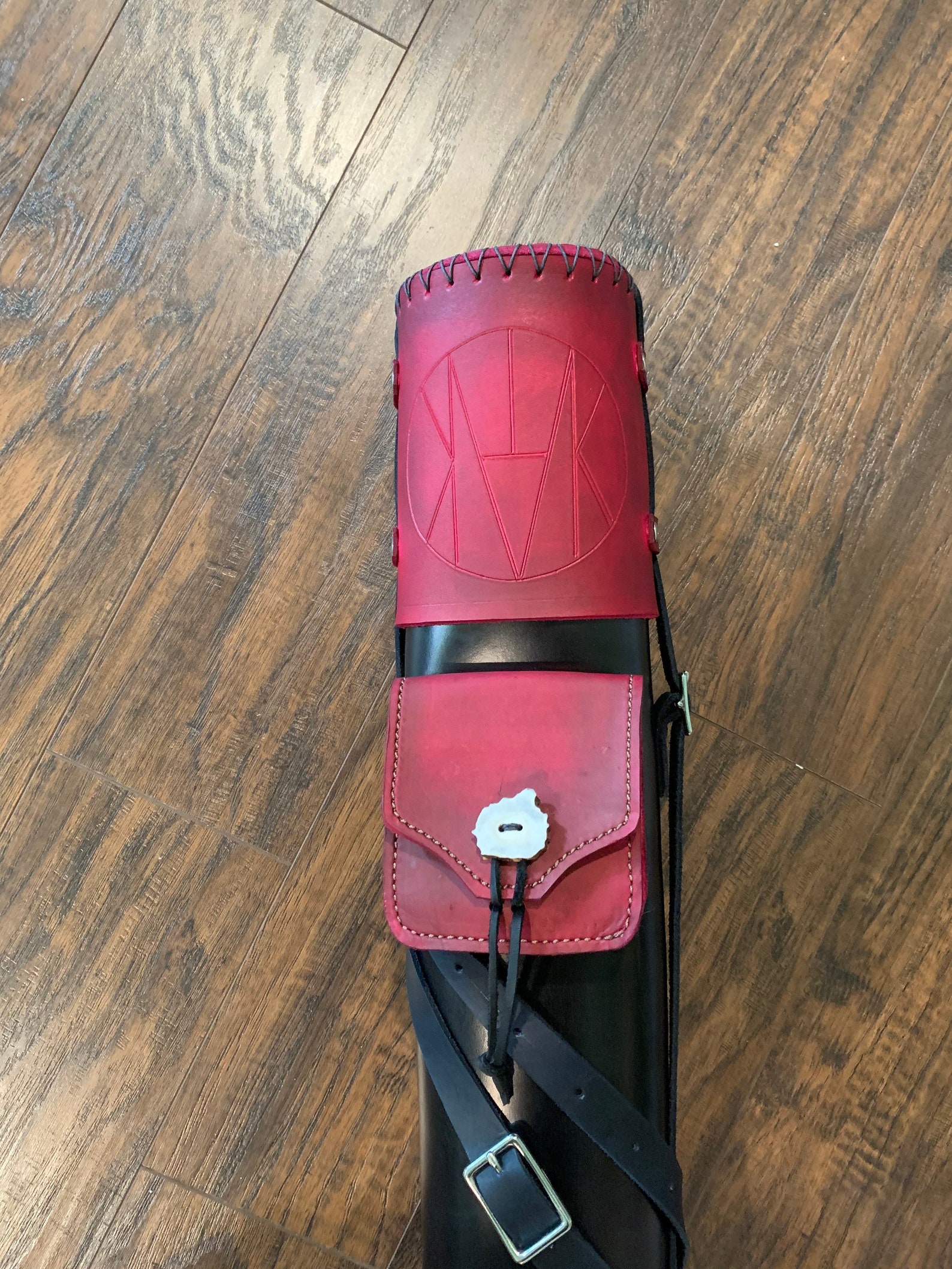 Hand Tooled Leather Custom Back Quiver. - Etsy