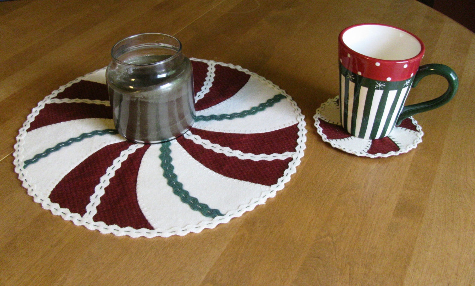 Peppermint Candy Mat Pattern, Wool Applique, Table Mat, Tree Skirt - Etsy